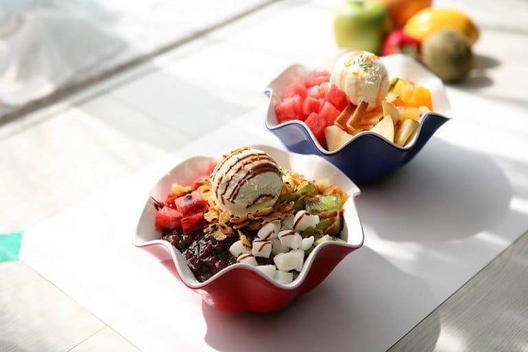 Bingsu là gì? Cách làm và cách ăn Bingsu không phải ai cũng biết ...