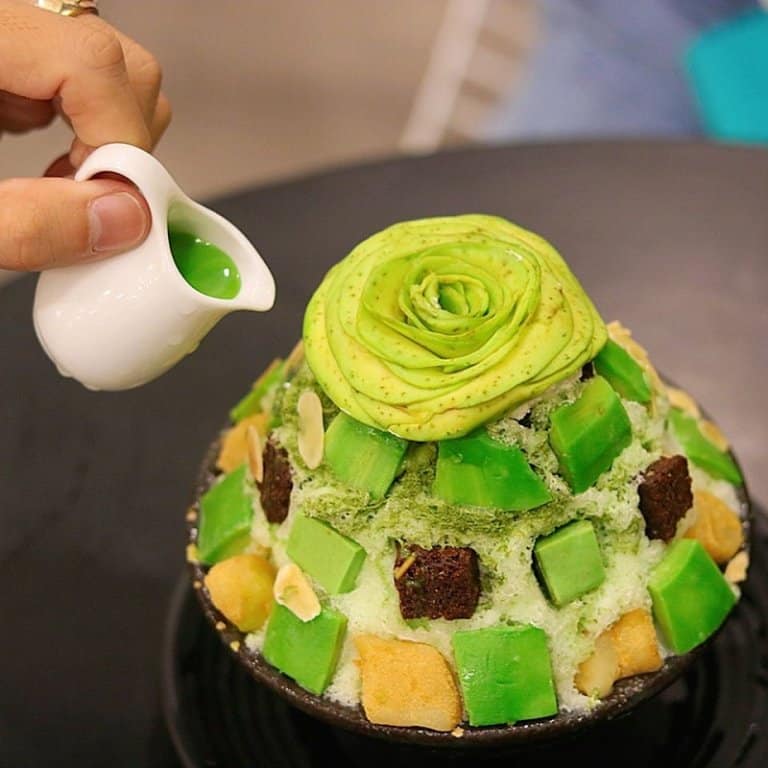 Bingsu là gì? Cách làm và cách ăn Bingsu không phải ai cũng biết ...
