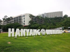 Đại học Hanyang - Chuyên ngành nổi bật, học phí, học bổng